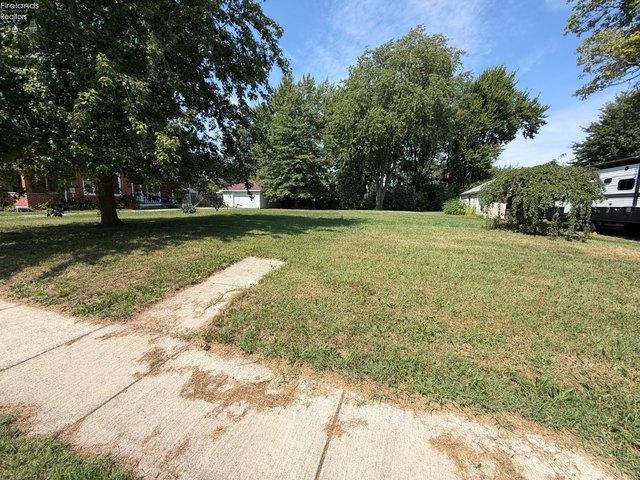 429 W Cherry St, Clyde, OH 43410