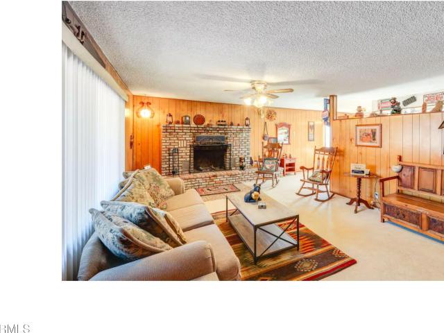429 w standage drive