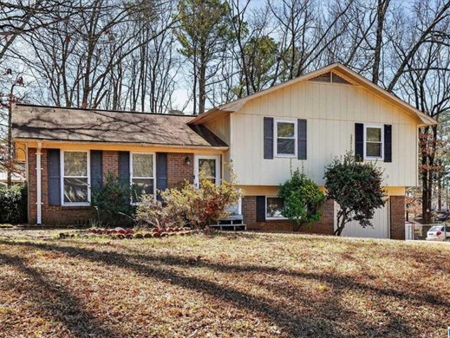 429 Woodland Ct NE, Center Point, AL 35215
