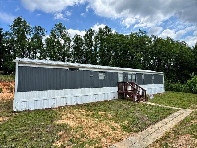 429 Wayne Marshall Rd, Elkin, NC 28621