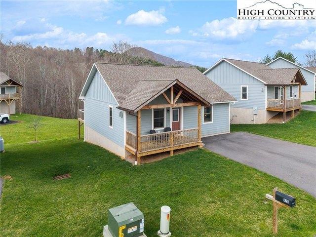 429 Townhomes Pl Unit 18, Boone, NC 28607