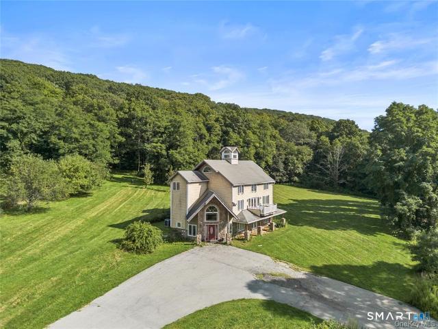 42 45 Blackstone Ridge