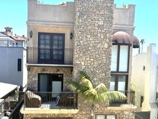 42 56th Pl, Long Beach, CA 90803