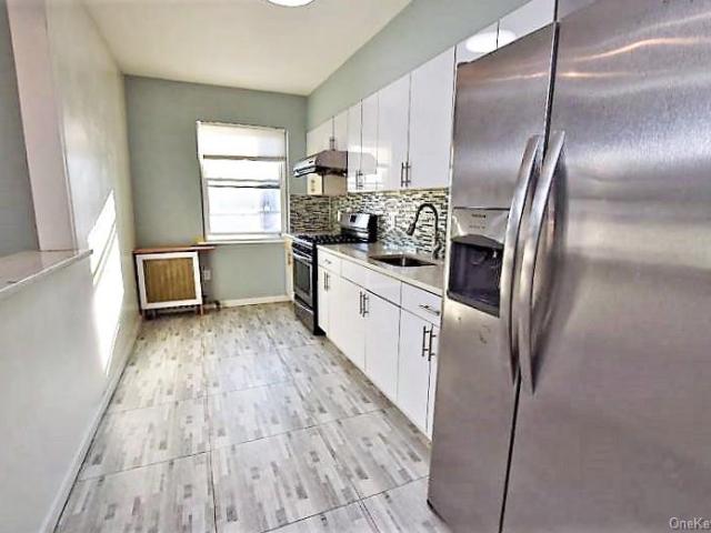 42 10 50th Avenue, Unit 2F | Compass