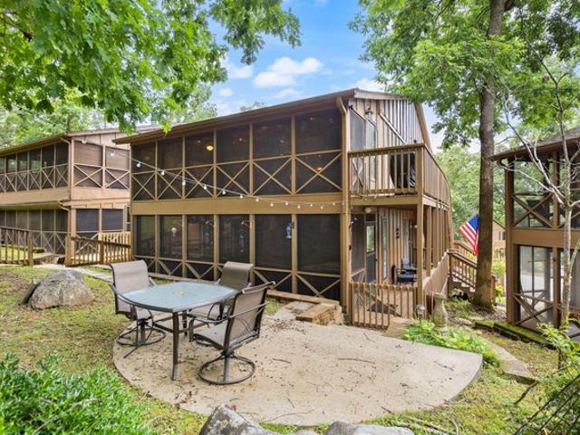 42 2 Woodson Bnd, Bronston, KY 42518