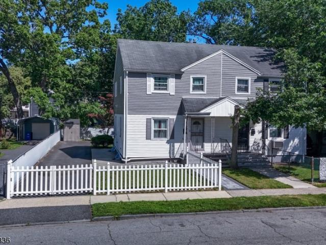 42 Telford St