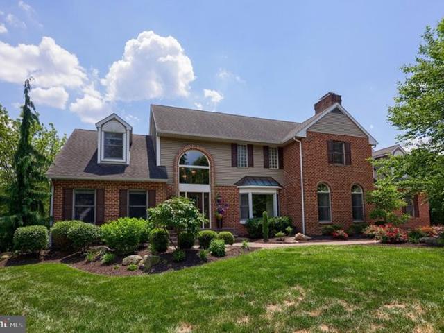 42 Timberline Dr, Wyomissing, PA 19610