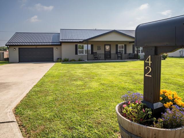 42 Trahera Lane