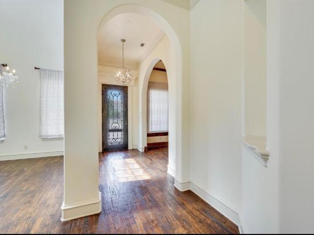 42 Veranda Lane