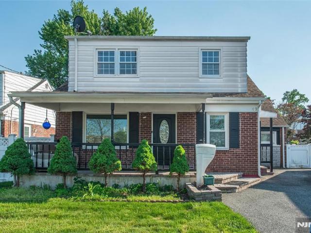 42 W Spring Valley Avenue, Maywood, US, NJ