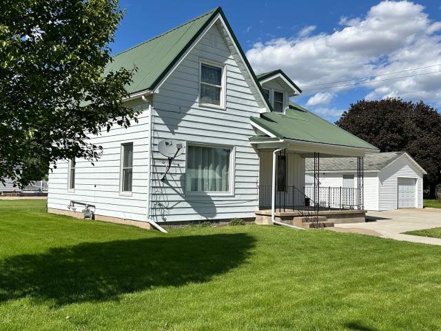 42 W Wilson Street