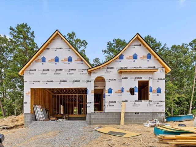 42 Wallaby Way, Harrison, TN 37341