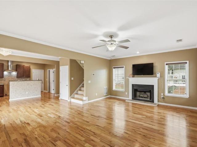 42 Weyman Avenue SW