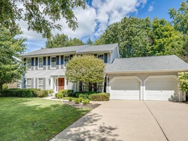 42 White Oak Dr, Batesville, IN 47006