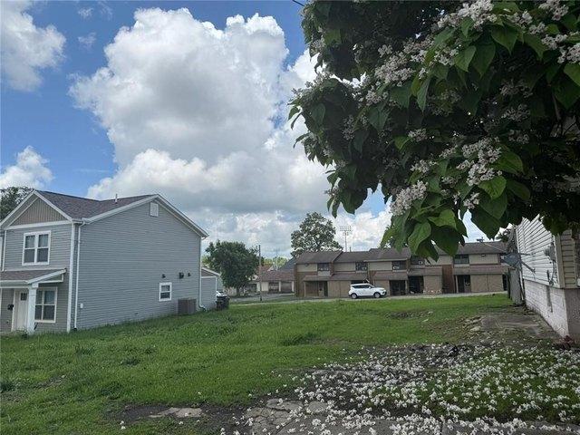 42 Whiteman Ave, Uniontown, PA 15401
