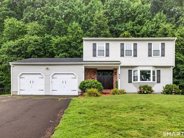 42 Wood Ter, East Haven, CT 06513