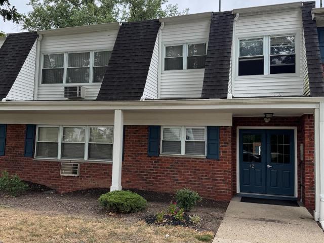 42 Woodedge Ave, Unit 1, Edison, NJ 08817 | MLS #2613 R | Compass