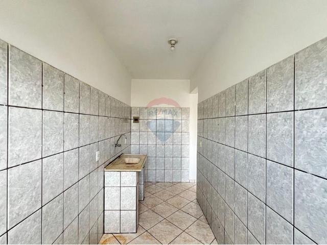 42 Área Útil Apartamento Alugar, 1 Dormitórios localizado em Qn 122, Conjunto 10, Samambaia Sul, Samambaia, Distrito Federal, 72304110 | Brasil