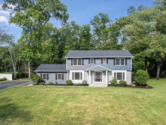 42 Berkshire St, Hanover Twp, NJ 07981