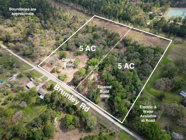 42 Brumley Rd, Huntsville, TX 77320