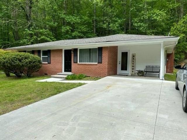 42 Carpenter Ln, Dahlonega, GA 30533