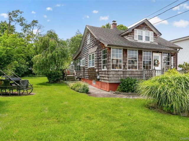 42 Cedar Street