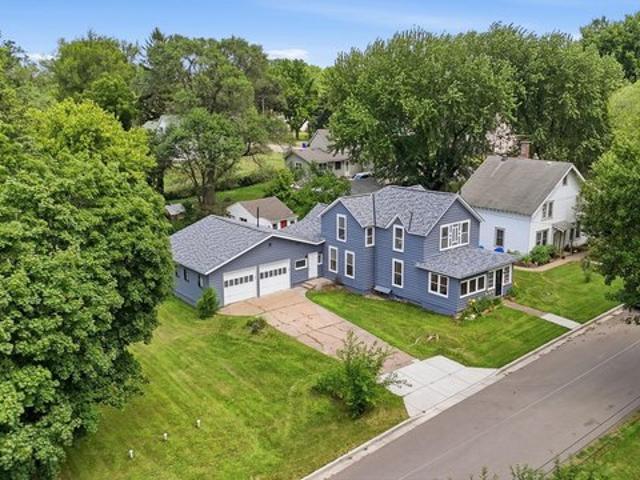 42 Church St, Houlton, WI 54082