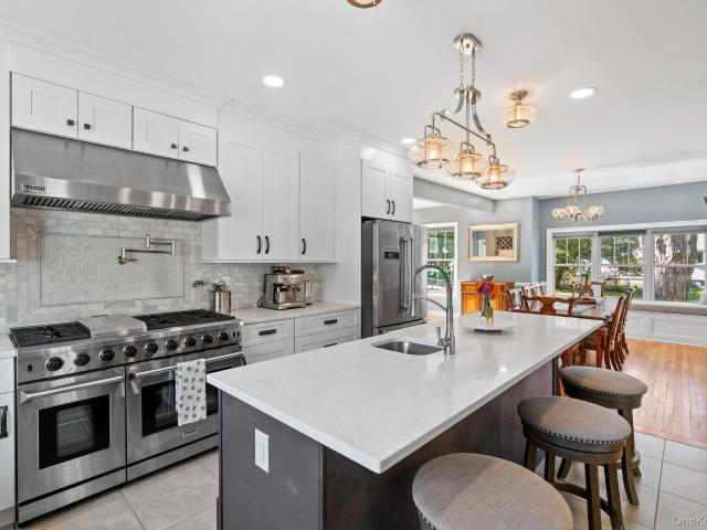 42 Colonial Ave, Warwick, NY 10990 | MLS #964674 | Compass