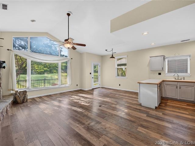 42 Cottage Park W 36