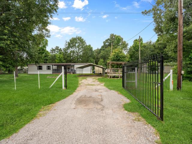 42 County Road 2802
