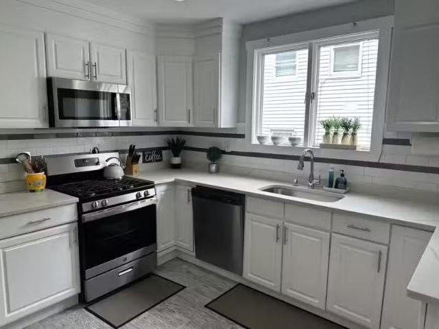 42 Clarendon St #1, Watertown, MA 02472 MLS 73365756