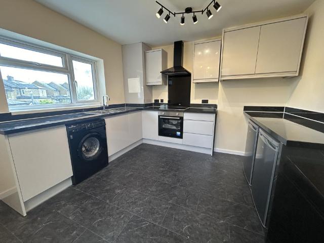 42 Dartford Road, Sevenoaks, Kent 2 bed flat to rent £1,795 pcm £414 pw
