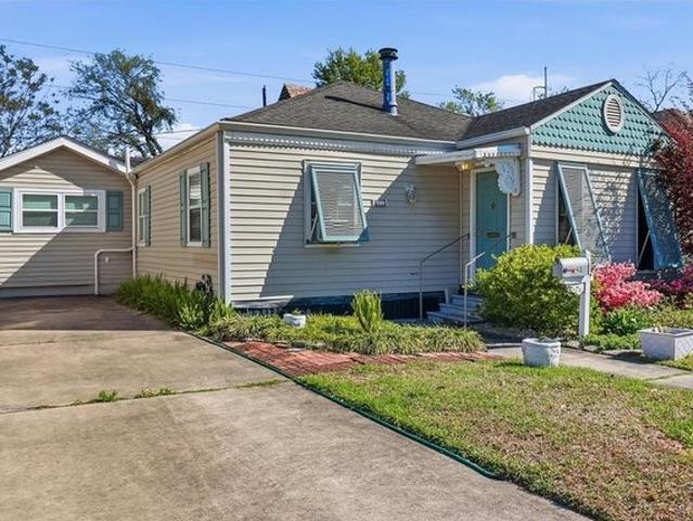 42 Davis Blvd, Jefferson, LA 70121