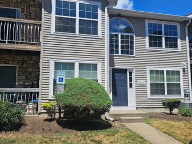 42 Diane Dr, Tinton Falls, NJ 07753