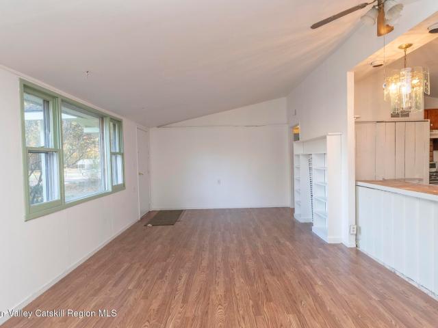 42 Dixon Avenue