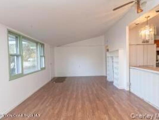 42 Dixon Avenue