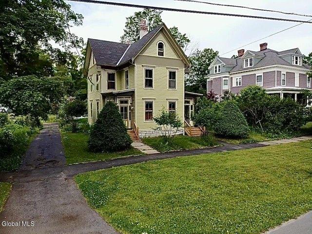 42 Dolge Ave, Dolgeville, NY 13329