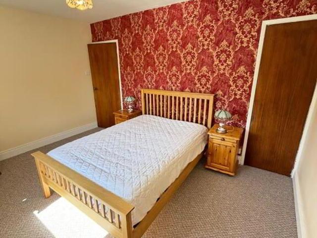 42 Dukes Grove, Armagh, BT61 8AT