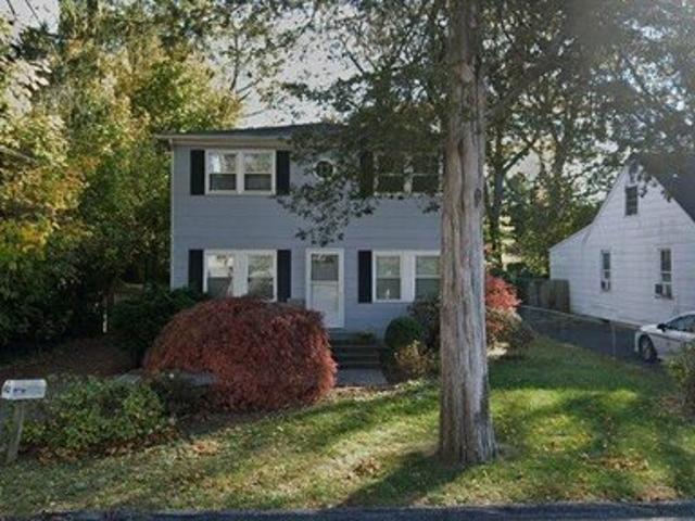 42 E 16th St, Huntington Station, NY 11746