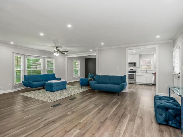 42 E 106th Street