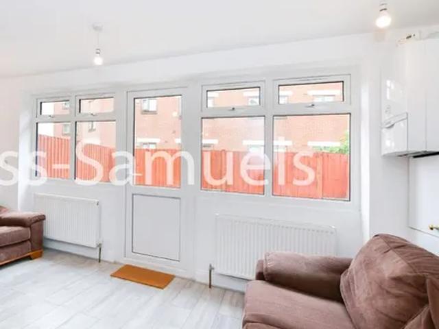 42 Ferry Street, London, E14 3DT, United Kingdom | 6 bed townhouse for rent #166976653 | Rentberry