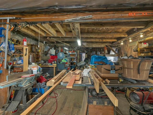 42 Gilford Ave, Laconia, NH 03246 | MLS #5086