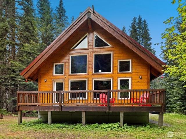 42 Gold Creek Ln, Snoqualmie Pass, WA 98068