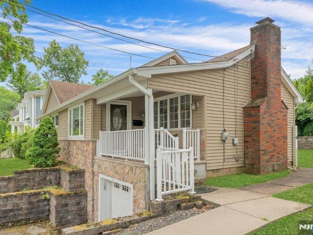 42 Heatherhill Road