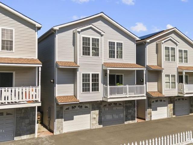 42 Highland Rd Unit 6, Stamford, CT 06902