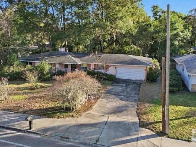4/2 House walkable to UF Stadiumm