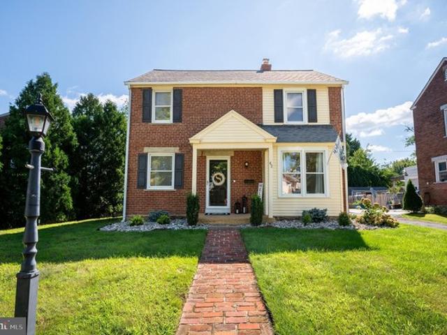 42 Hurst Rd, Wilmington, DE 19803