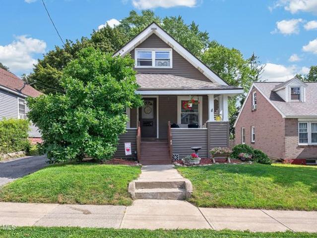 42 Jackson Ave, Schenectady, NY 12304