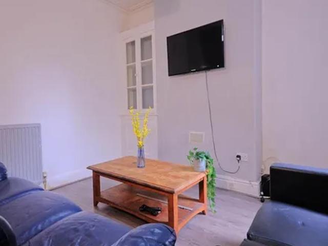 42 Jubilee Drive, Liverpool, L7 8SN, United Kingdom | 5 bed house for rent #167605363 | Rentberry