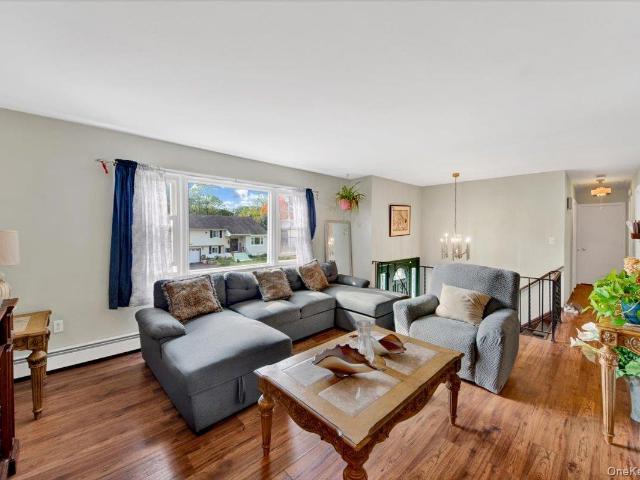 42 Keats Drive